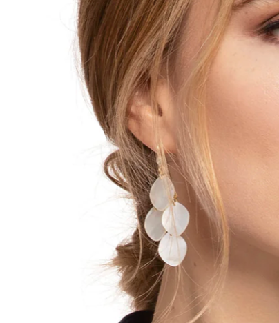 Fashion Spotlight - Seashell Earrings Kendra Scott Kemah, TX – Belle ...